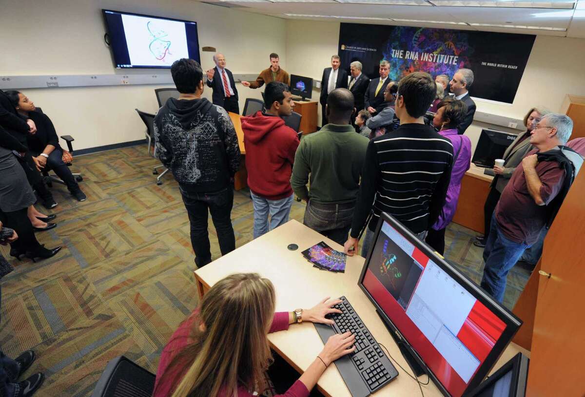 UAlbany celebrates new RNA lab