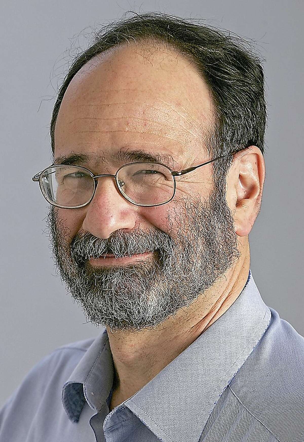 Guest Stanford prof wins economic Nobel