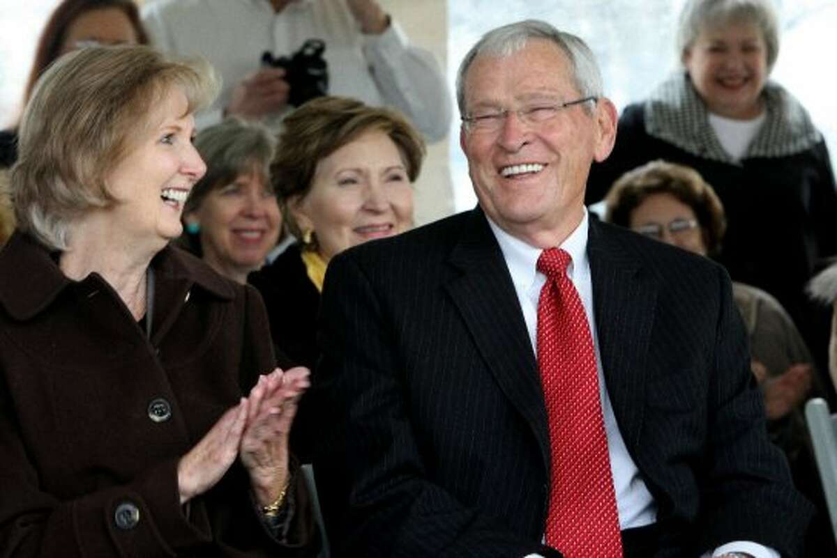 Former Spurs star Kenon heads up '13 S.A. Hall class