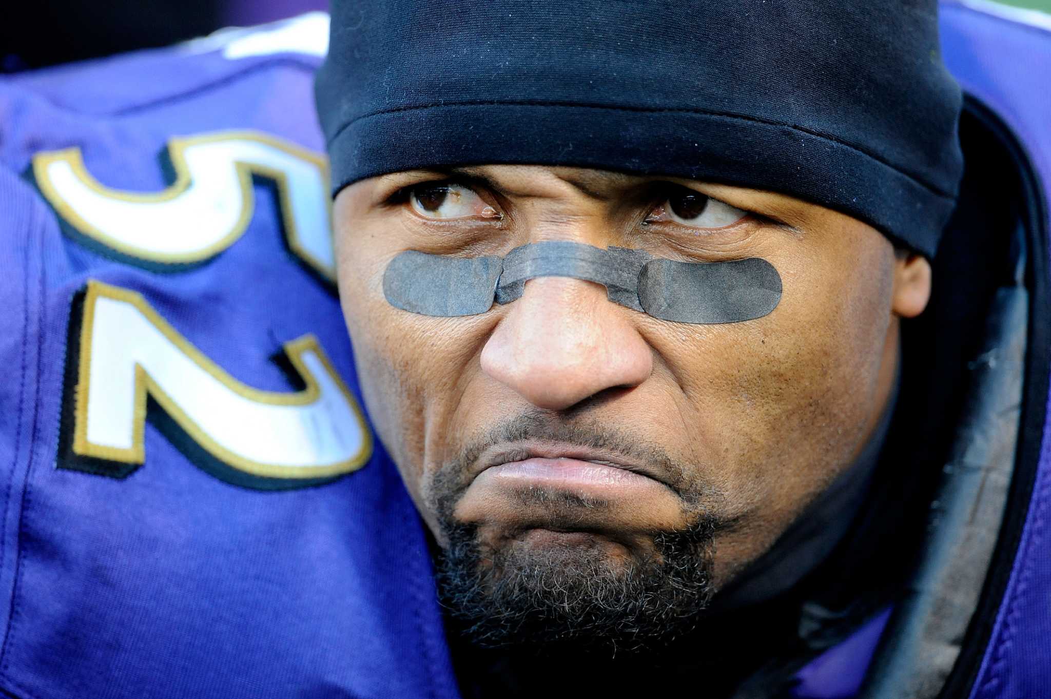 Ravens' Ray Lewis lost for the season