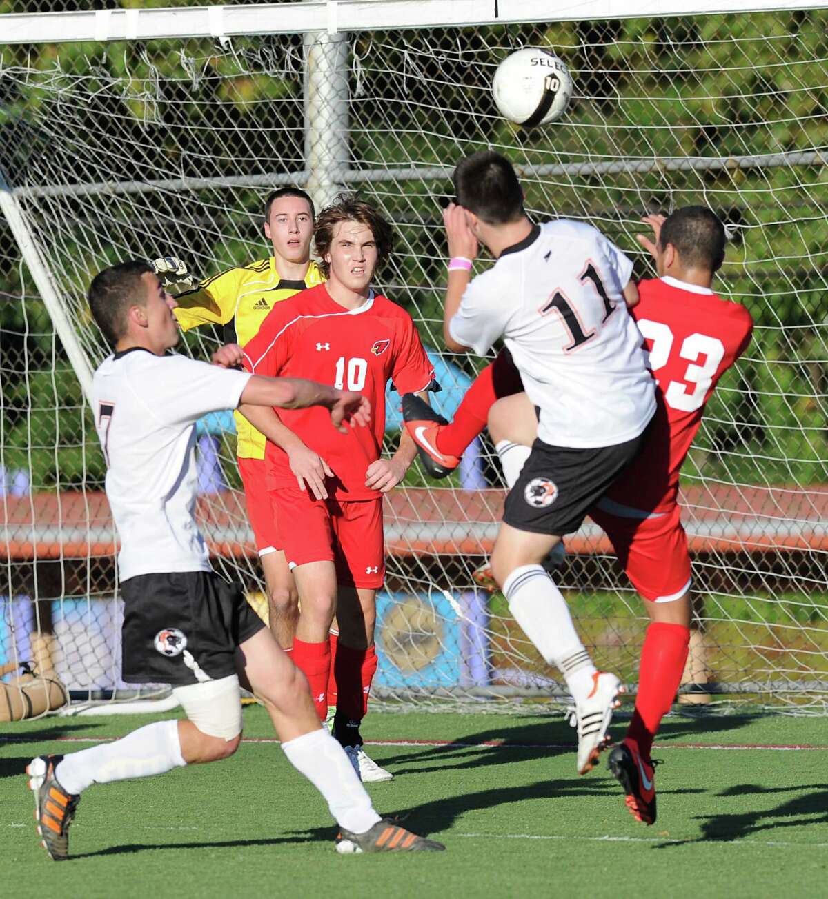 Greenwich boys soccer beats Stamford in key FCIAC showdown