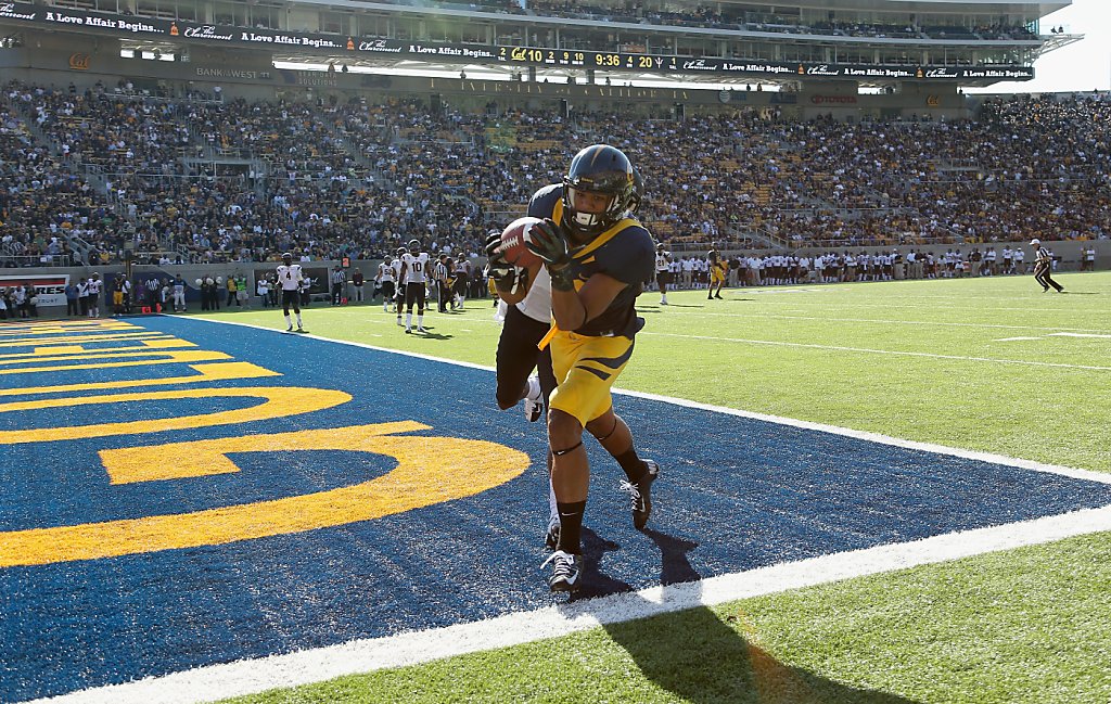 Cal coach Tedford's tie to The Play