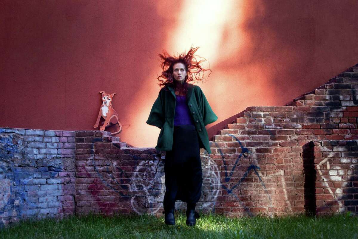 Fiona Apple brings addictive songs to the Palace