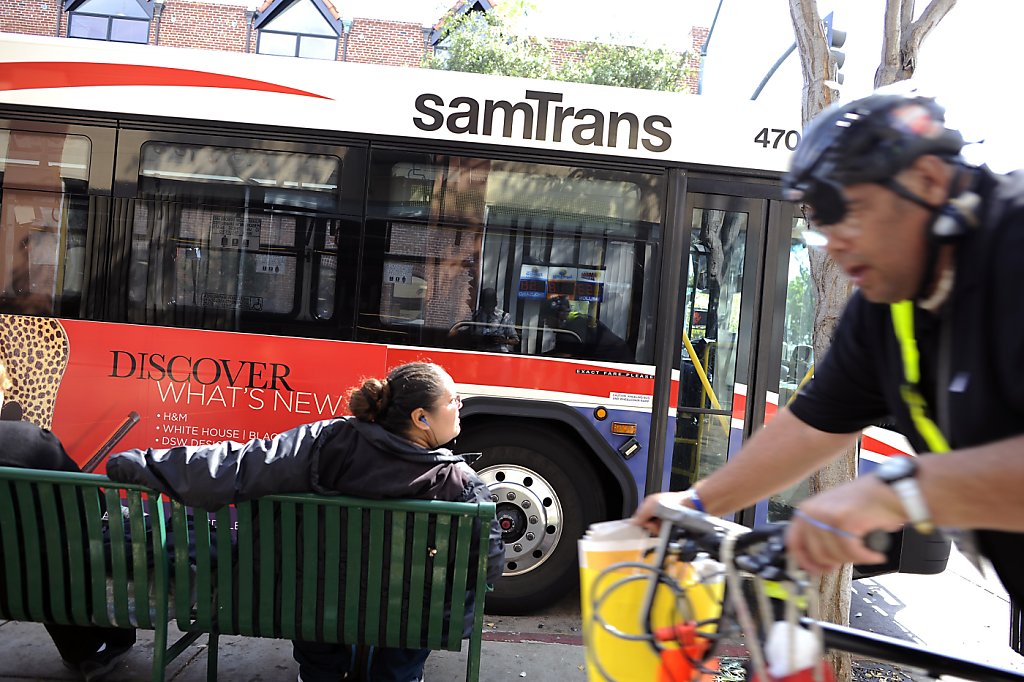 SamTrans misses the bus on real-time info