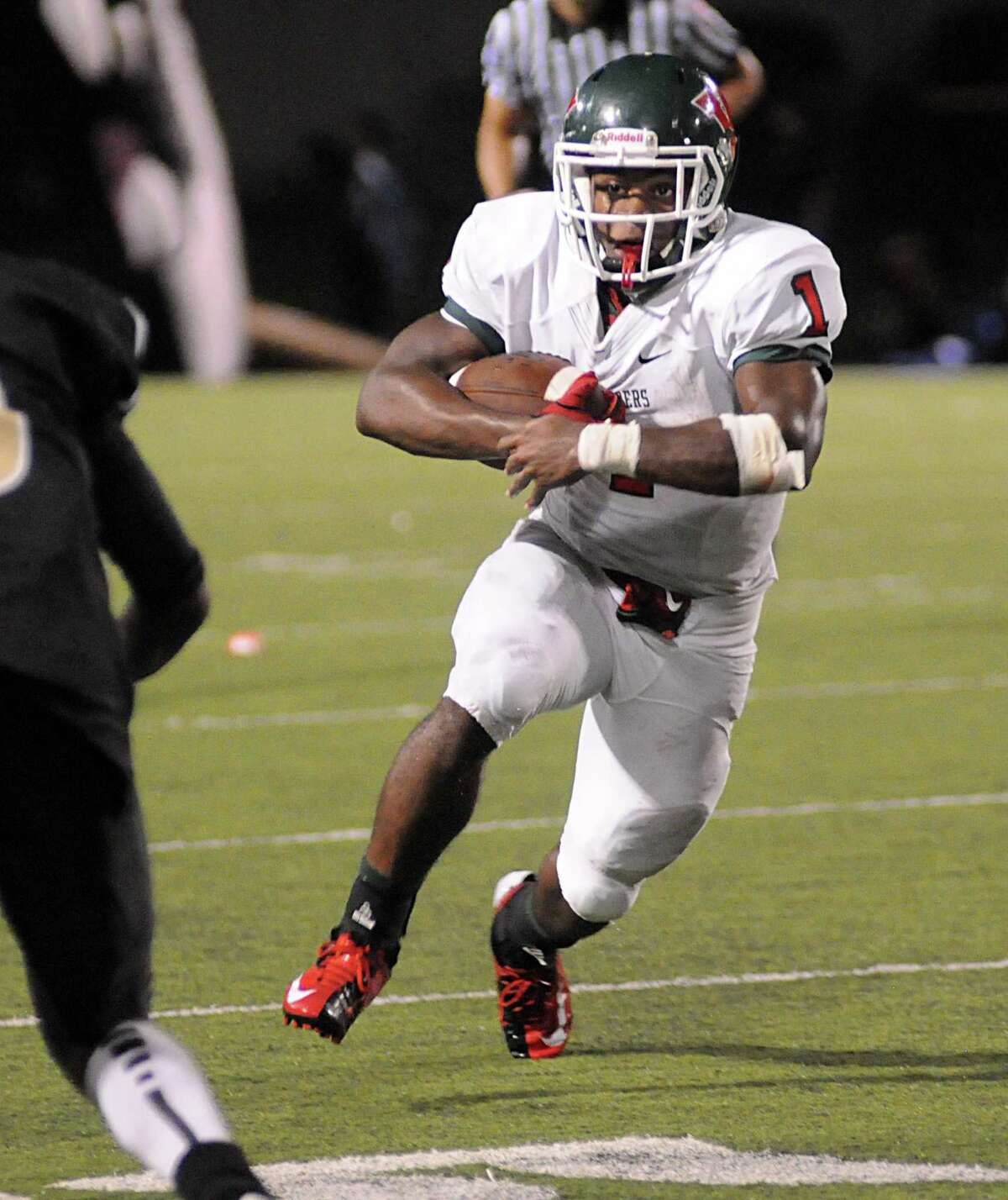 Football: Schmid's illness colors rivalry game