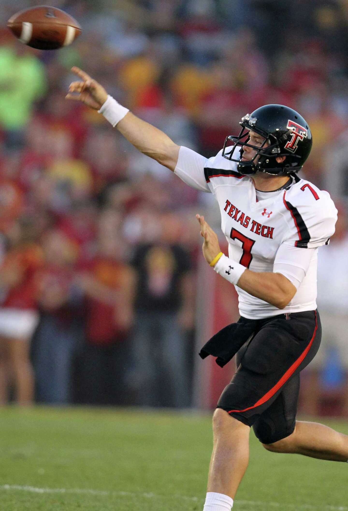 Tech's Doege shows poise under the radar