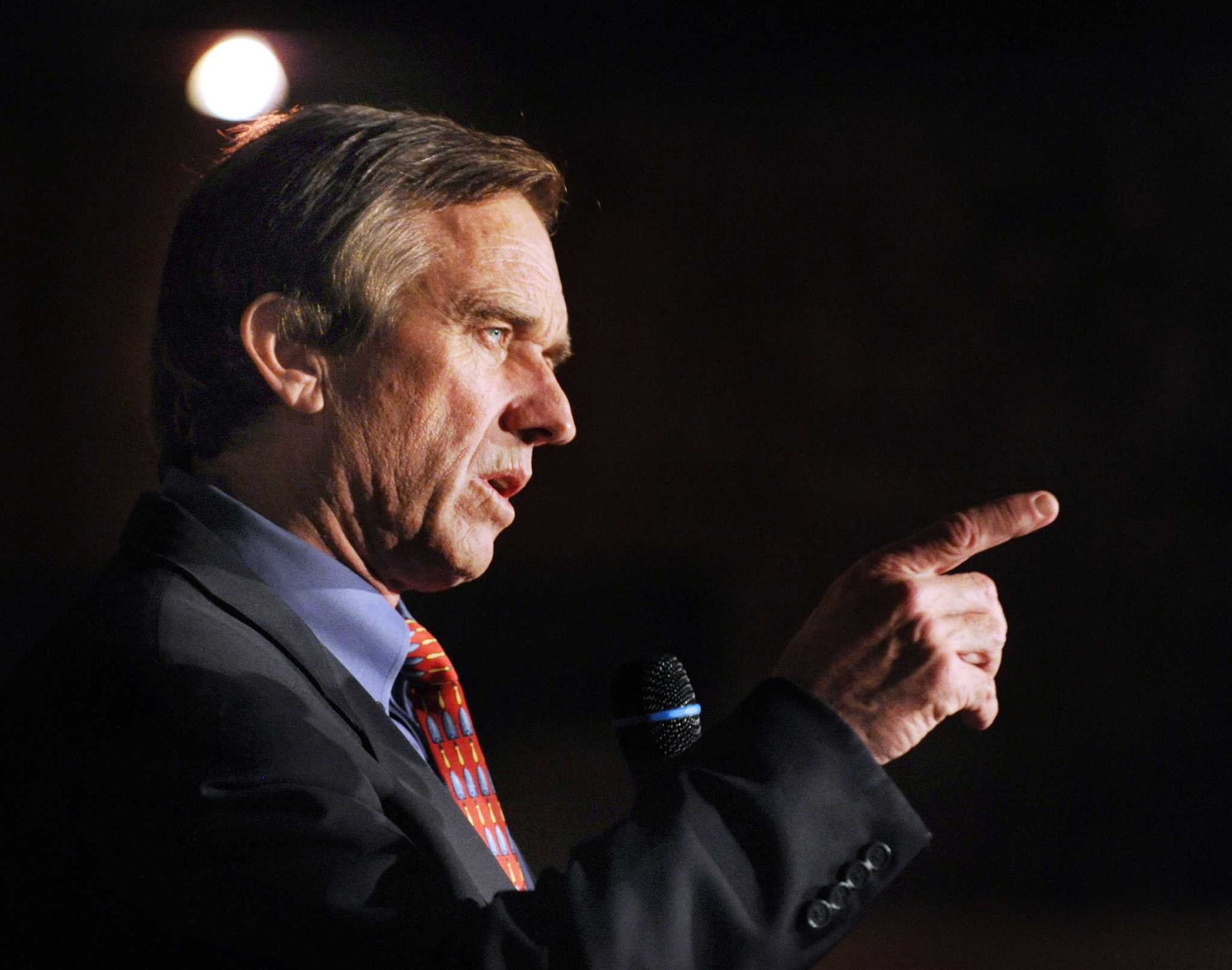 RFK Jr.: U.S. has 'deadly addiction' to carbon industry