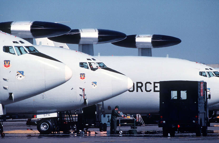 40 years of AWACS radar - seattlepi.com