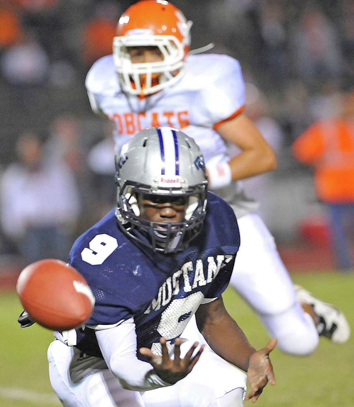 WO-S blanks Orangefield for shutout No. 5