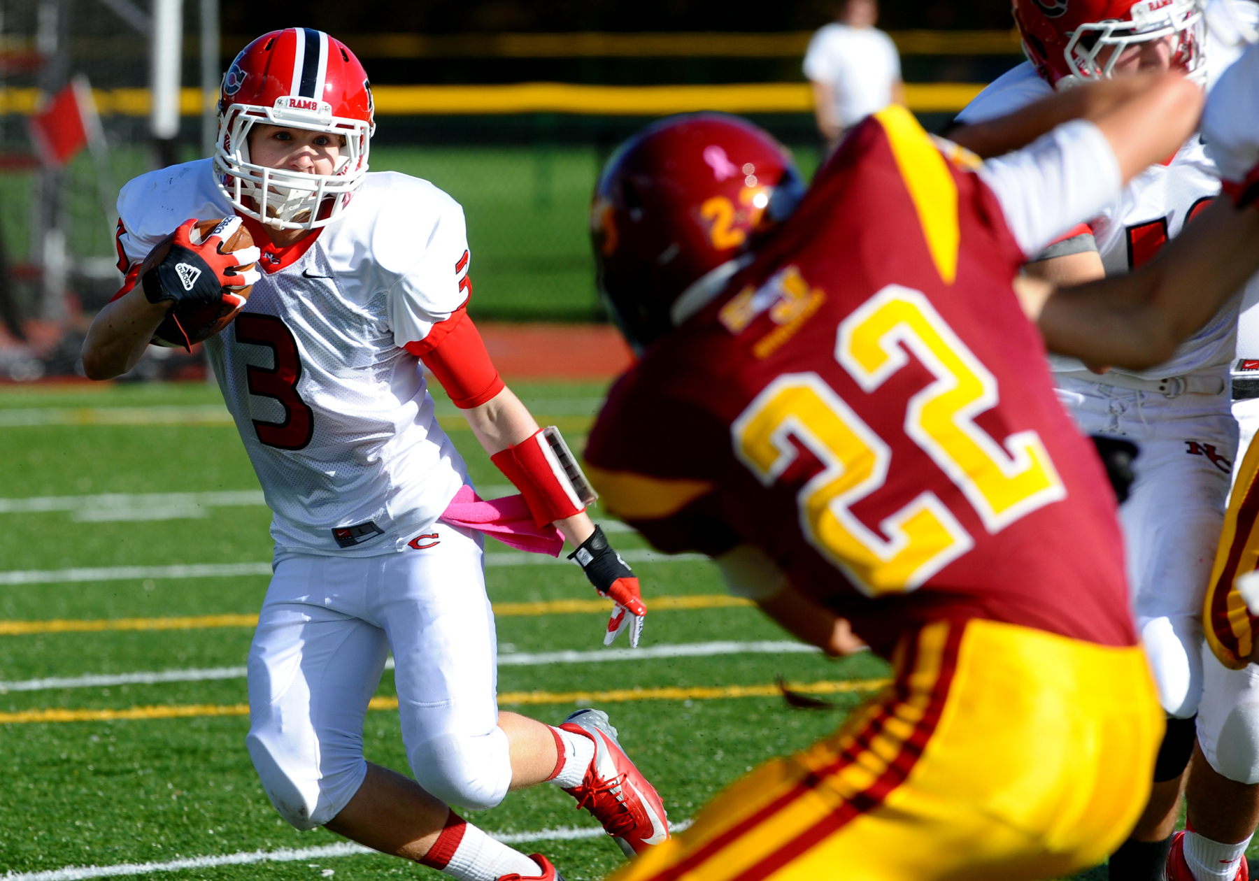 New Canaan rallies to beat St. Joseph football on the road