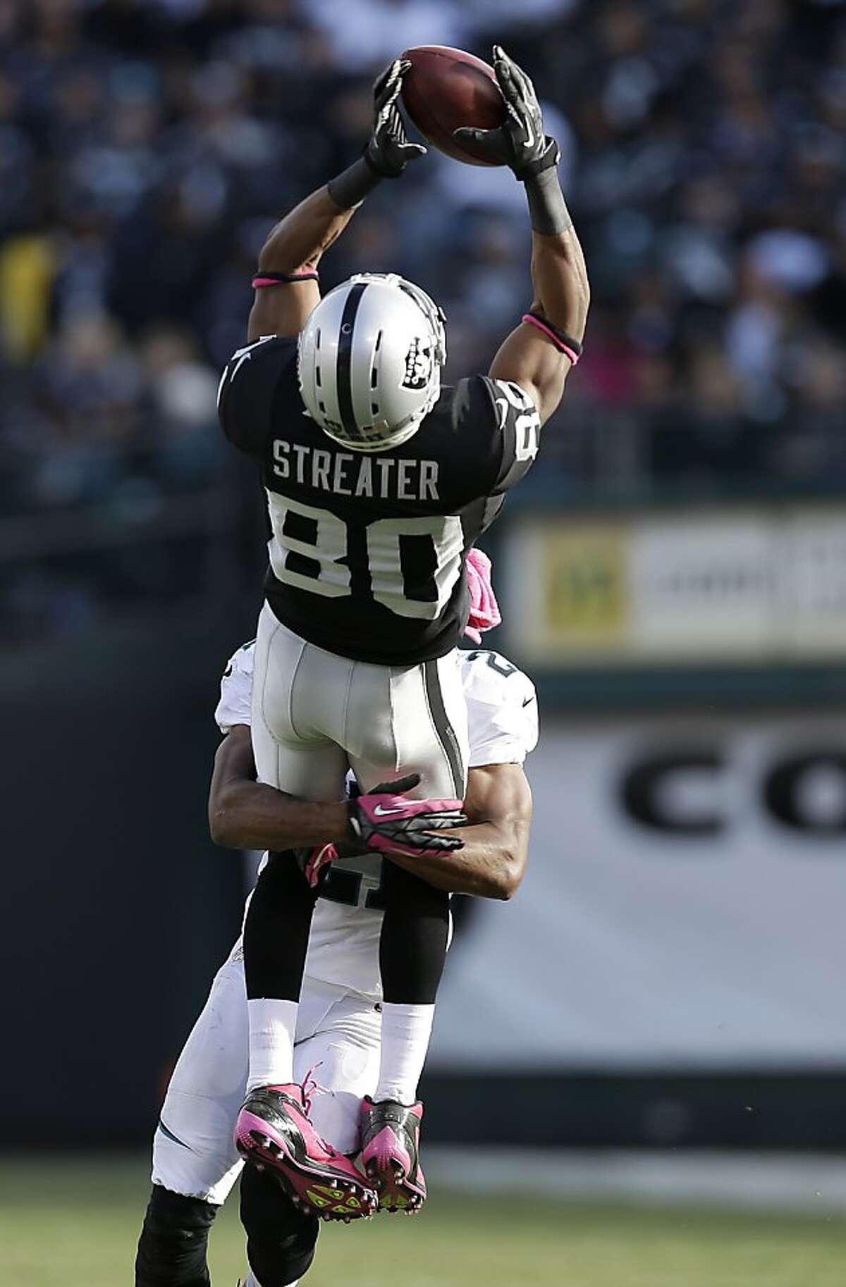 Janikowski's FG lifts Raiders in OT
