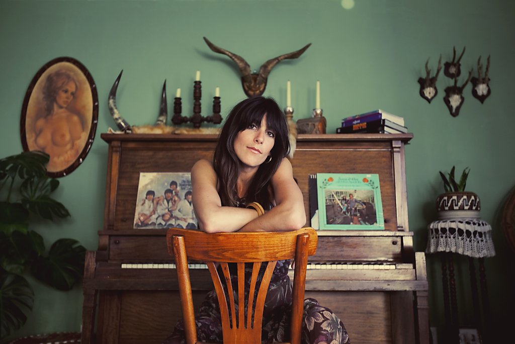 Nicki Bluhm and the Gramblers' surprise hit