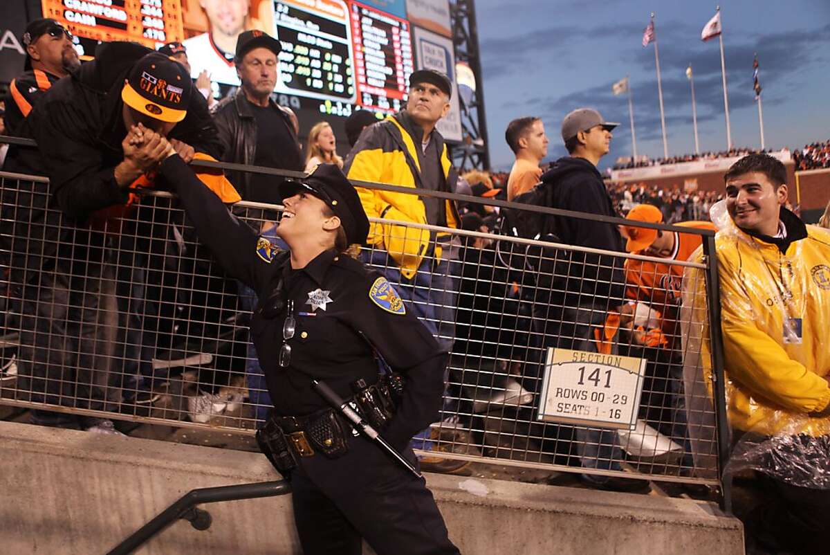 Giant win - on to World Series