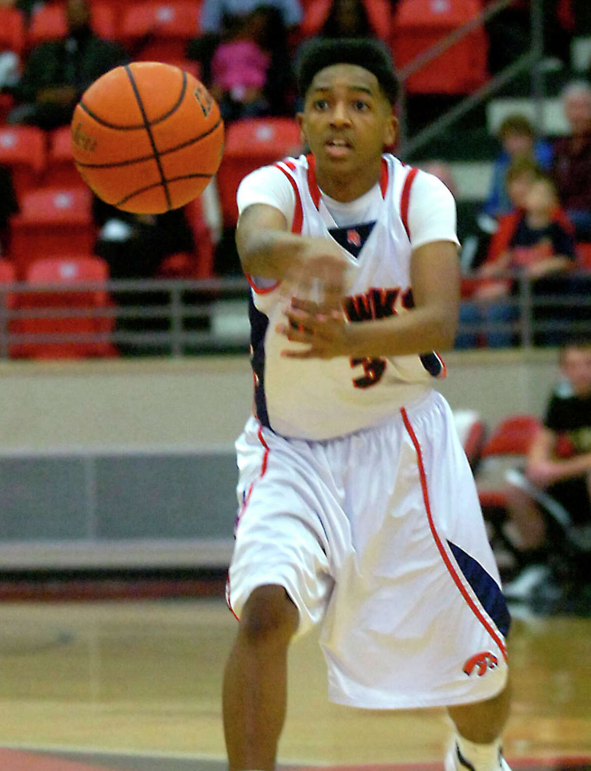 Local basketball teams ranked in preseason poll