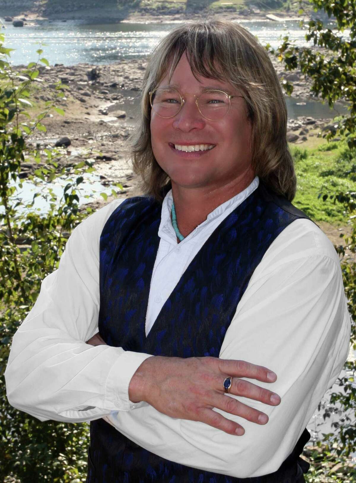John Denver tribute at Bridgeport's Downtown Cabaret