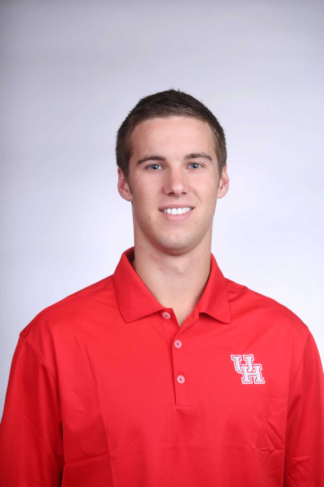 Piland practices, expected to start for UH against UTEP