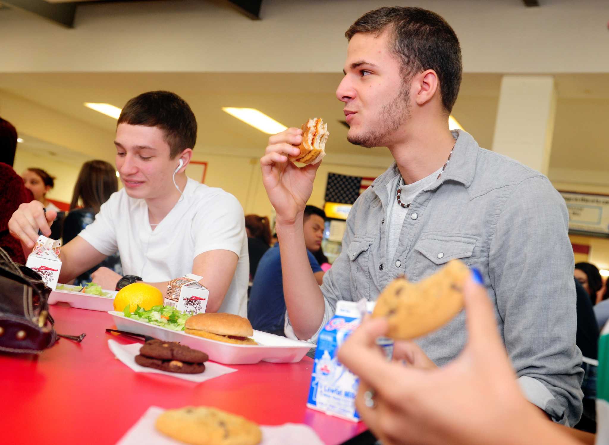 Program helps students make healthy food choices