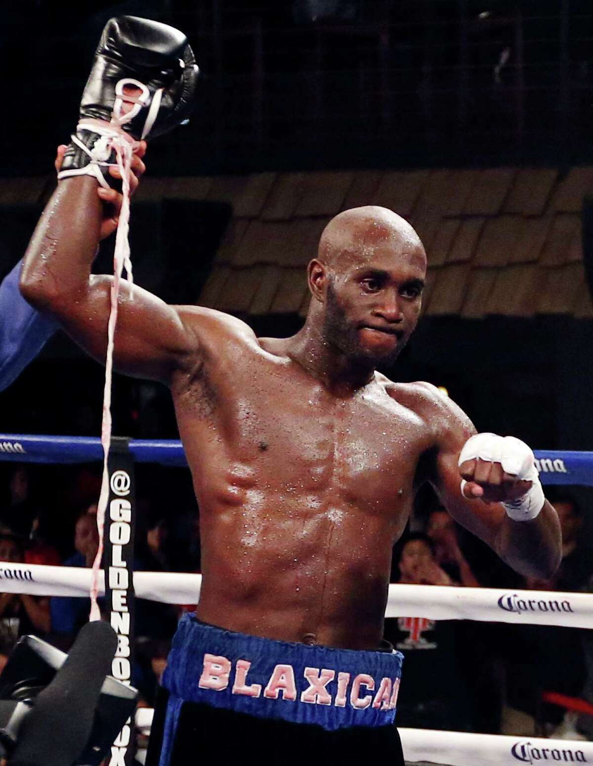 Austin fighter wins fans over despite defeat