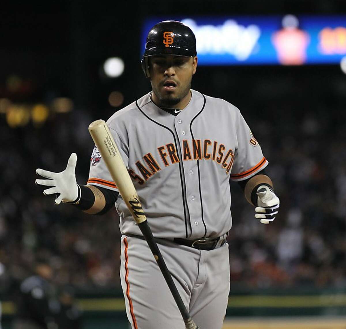 Giants shut out Tigers, one win away