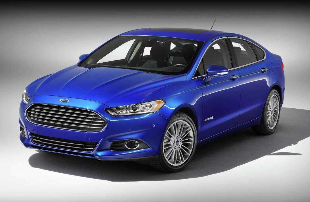 Ford Fusion takes cues from Aston Martin