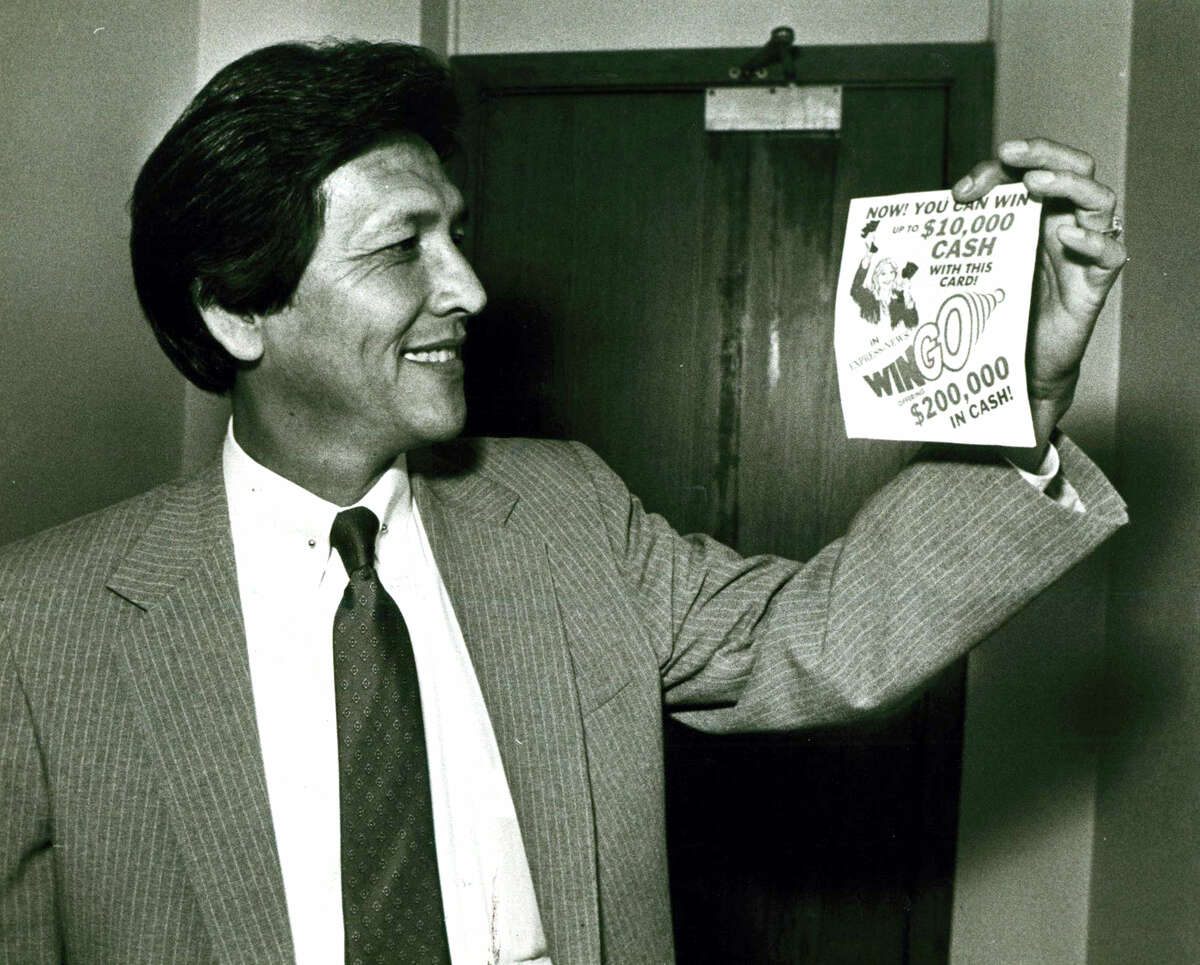 Former councilman Wing dies at 75