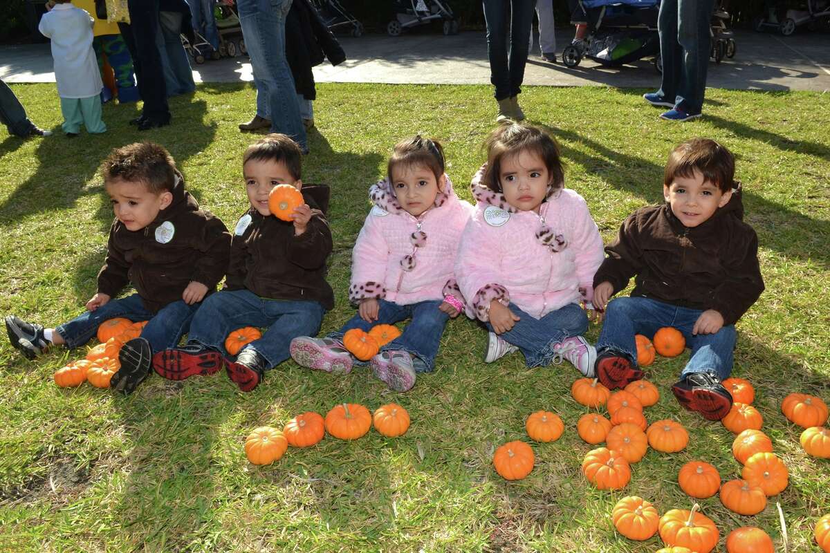 Best friends at birth: Rare set of twins born holding hands