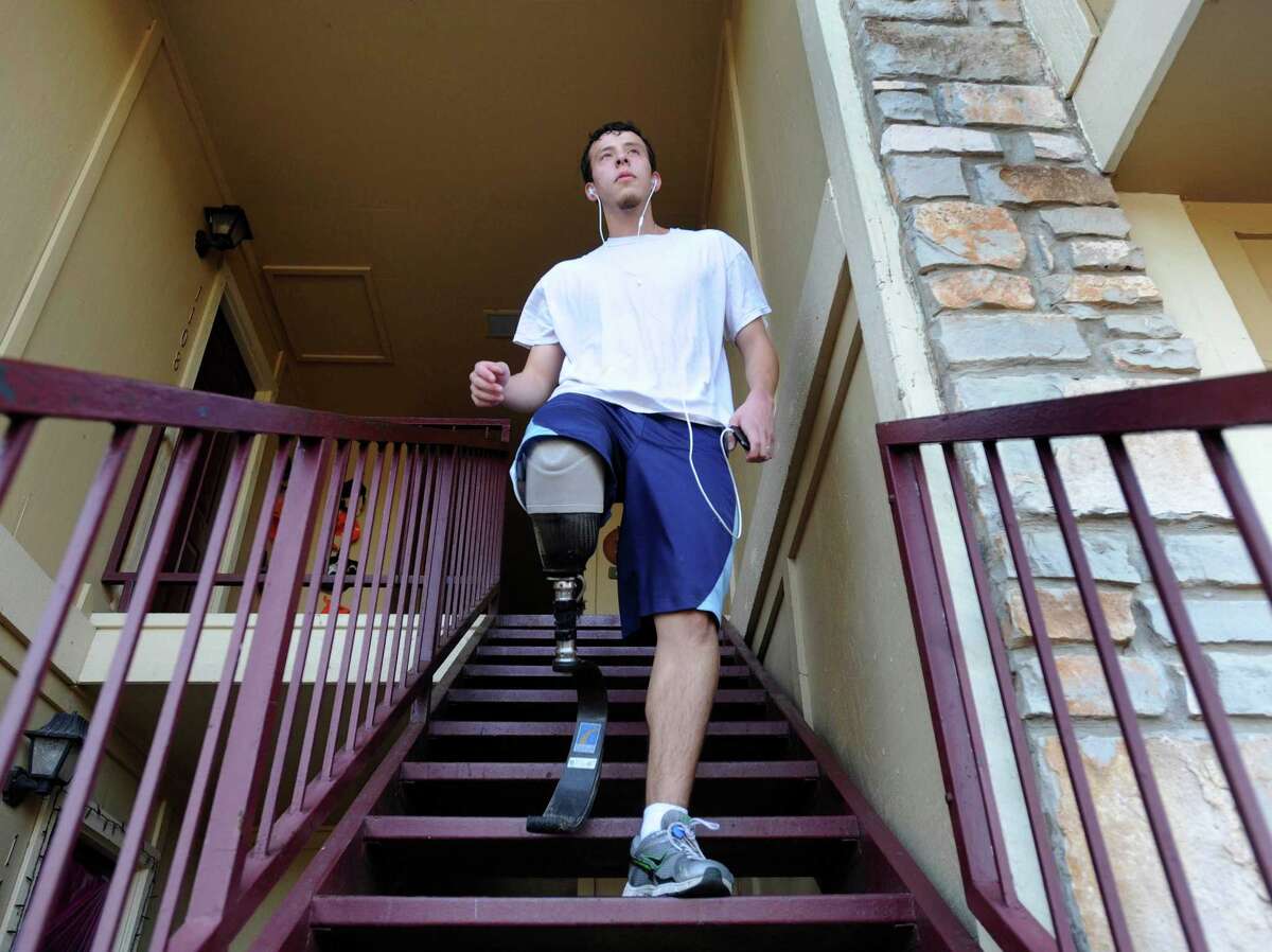 Amputee inspires audiences with story