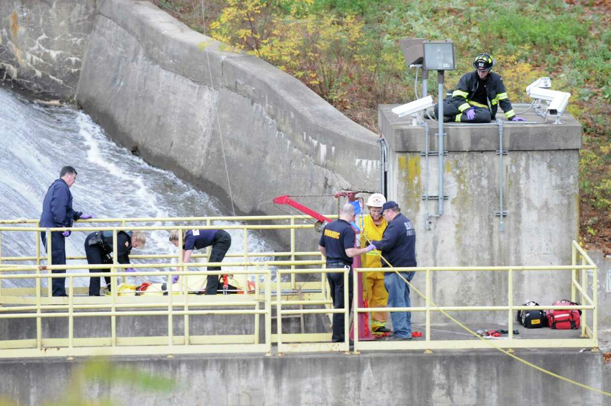 Dam death leads to recovery effort