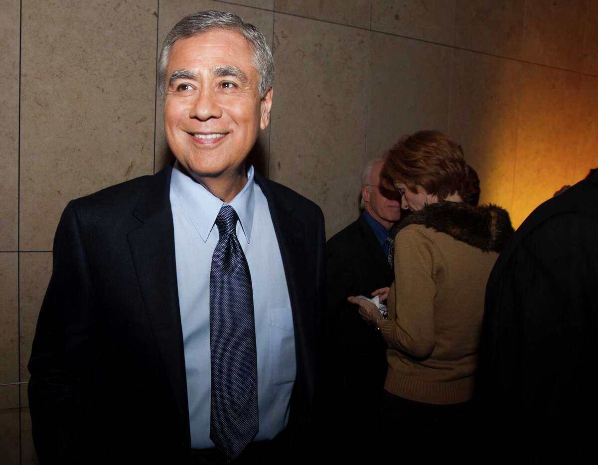 Jennifer Hudson wows at Hearst party