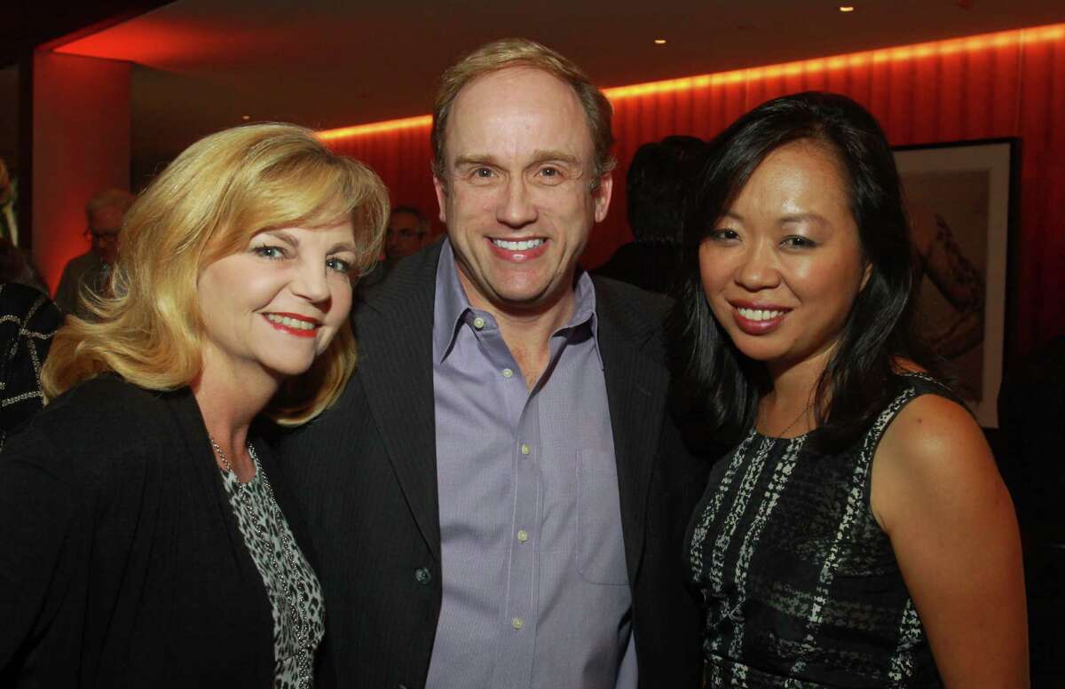 Jennifer Hudson wows at Hearst party