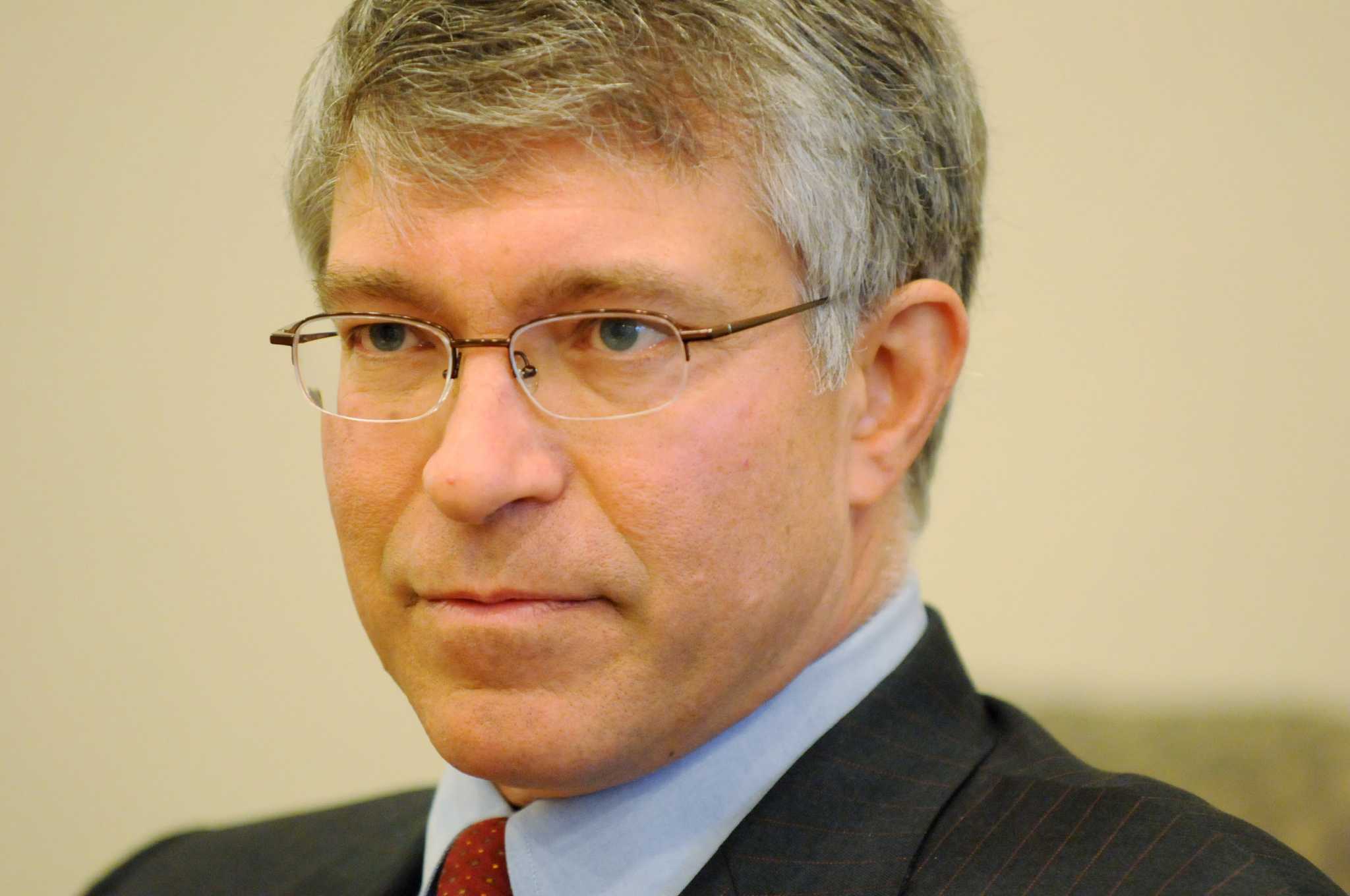 Steck outspent his opponent in race