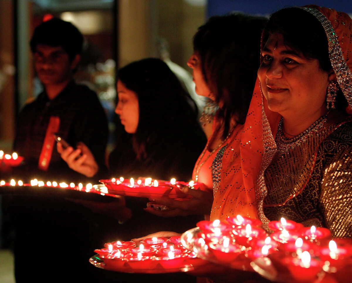 S.A.'s Indian festival of Diwali gets bigger every year