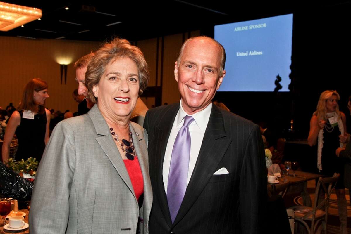 Water expert Glennon paints dire picture at Nature Conservancy luncheon