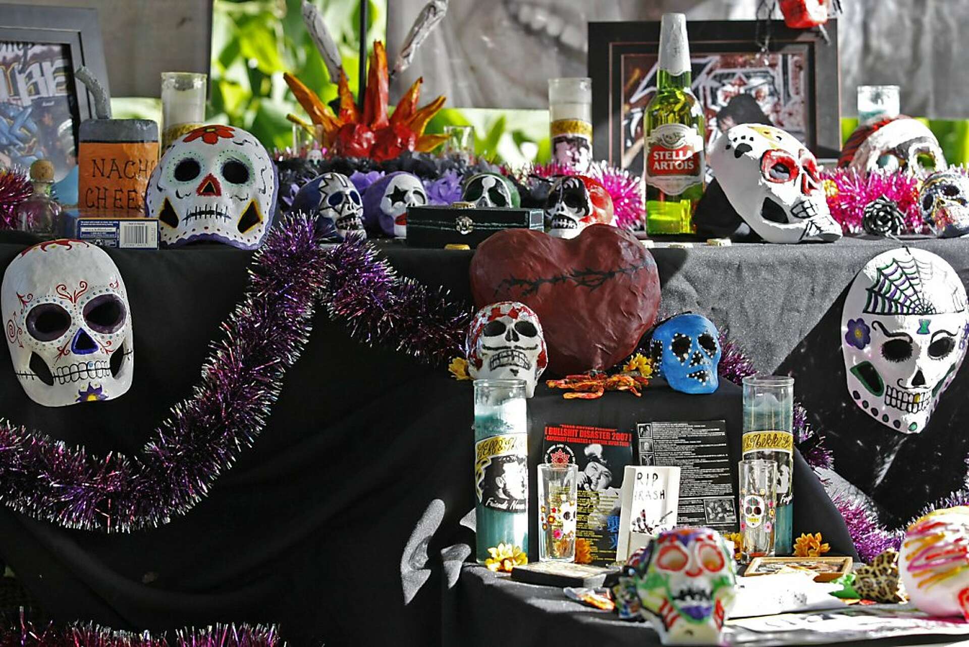 Top 20 Occasions to wear a costume in SF Outside of Halloween #LoveLocalSF