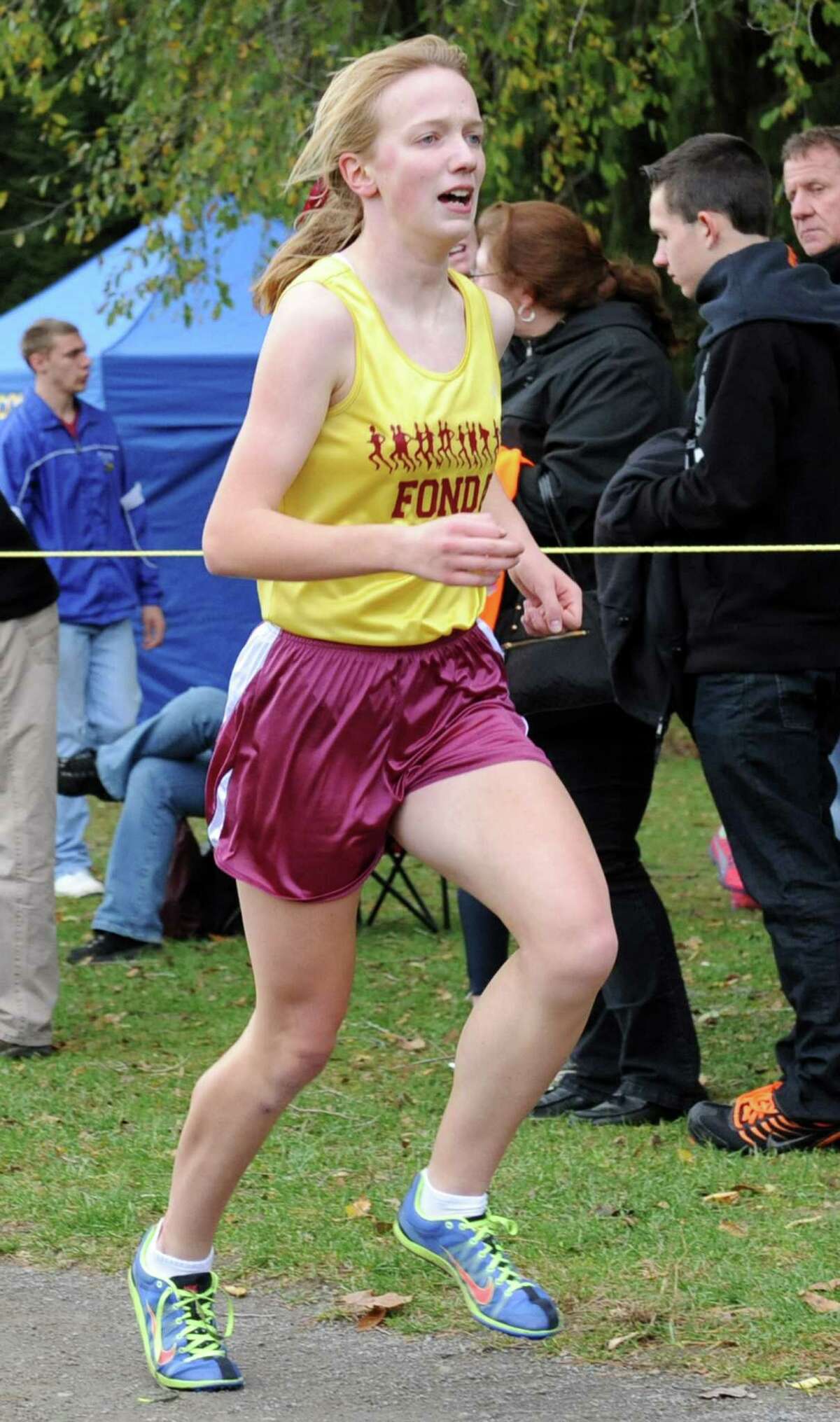 Holy Names dominates at sectionals