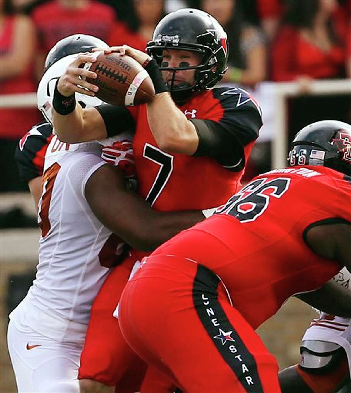 UT's Okafor defies parents, raises stock