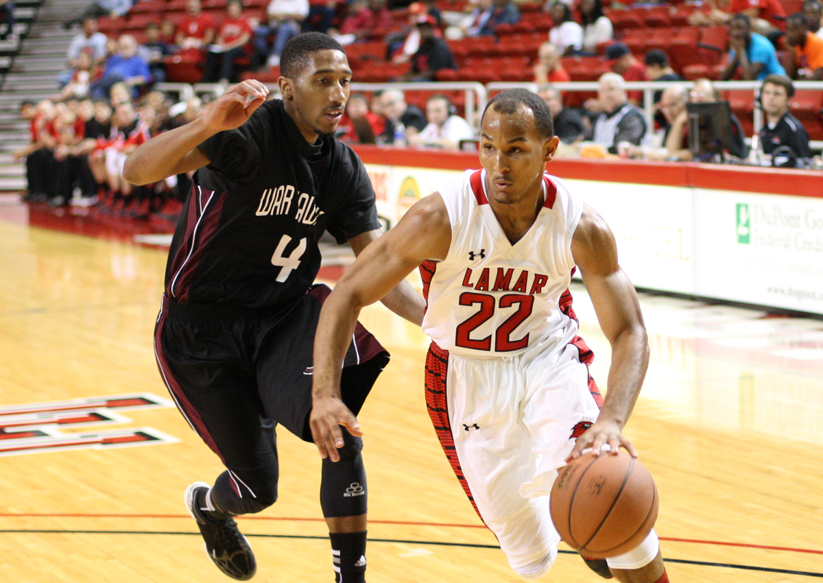 Second-half rally lifts Lamar in exhibition