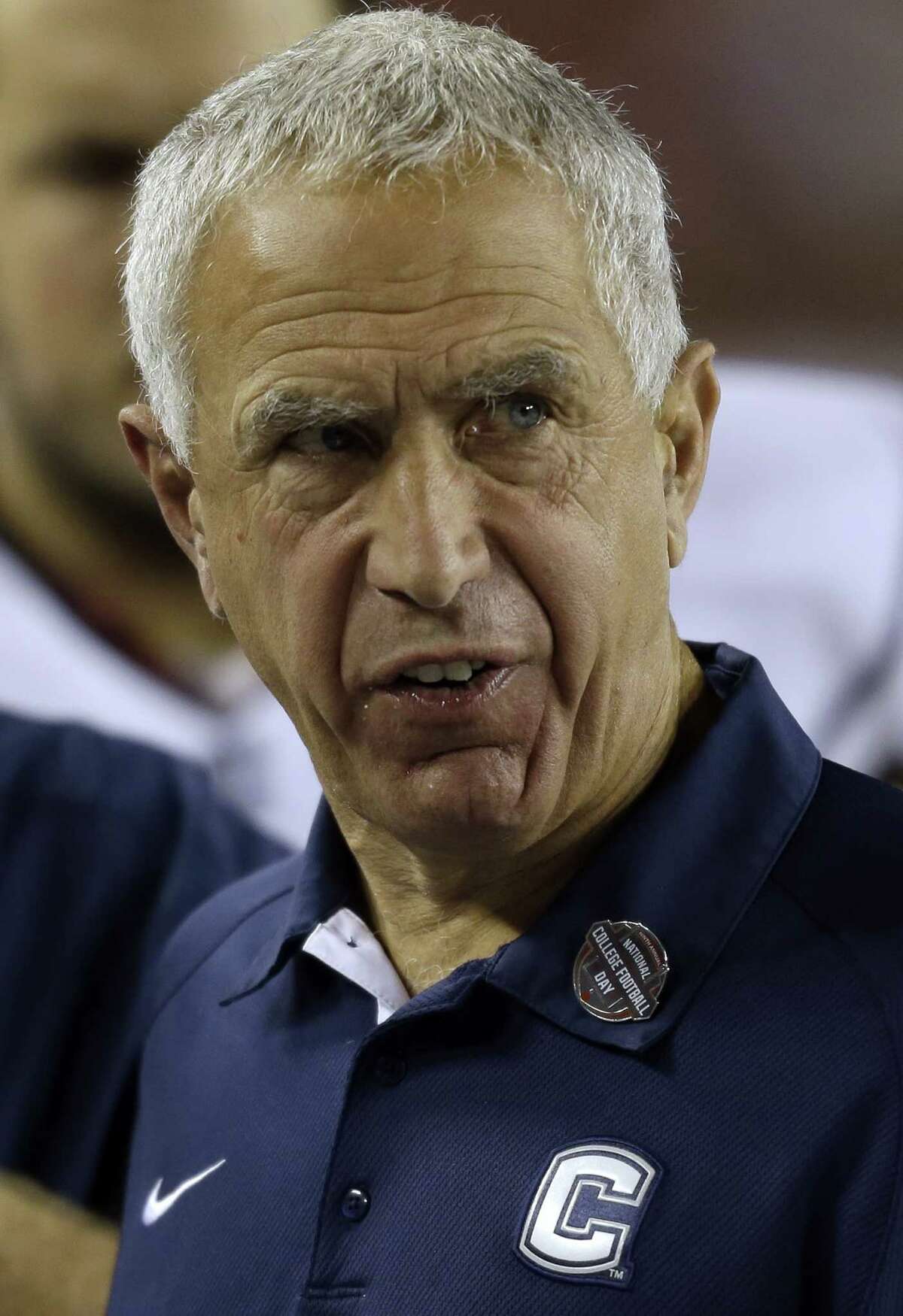 Kevin Duffy: It's OK for UConn fans to hit panic button