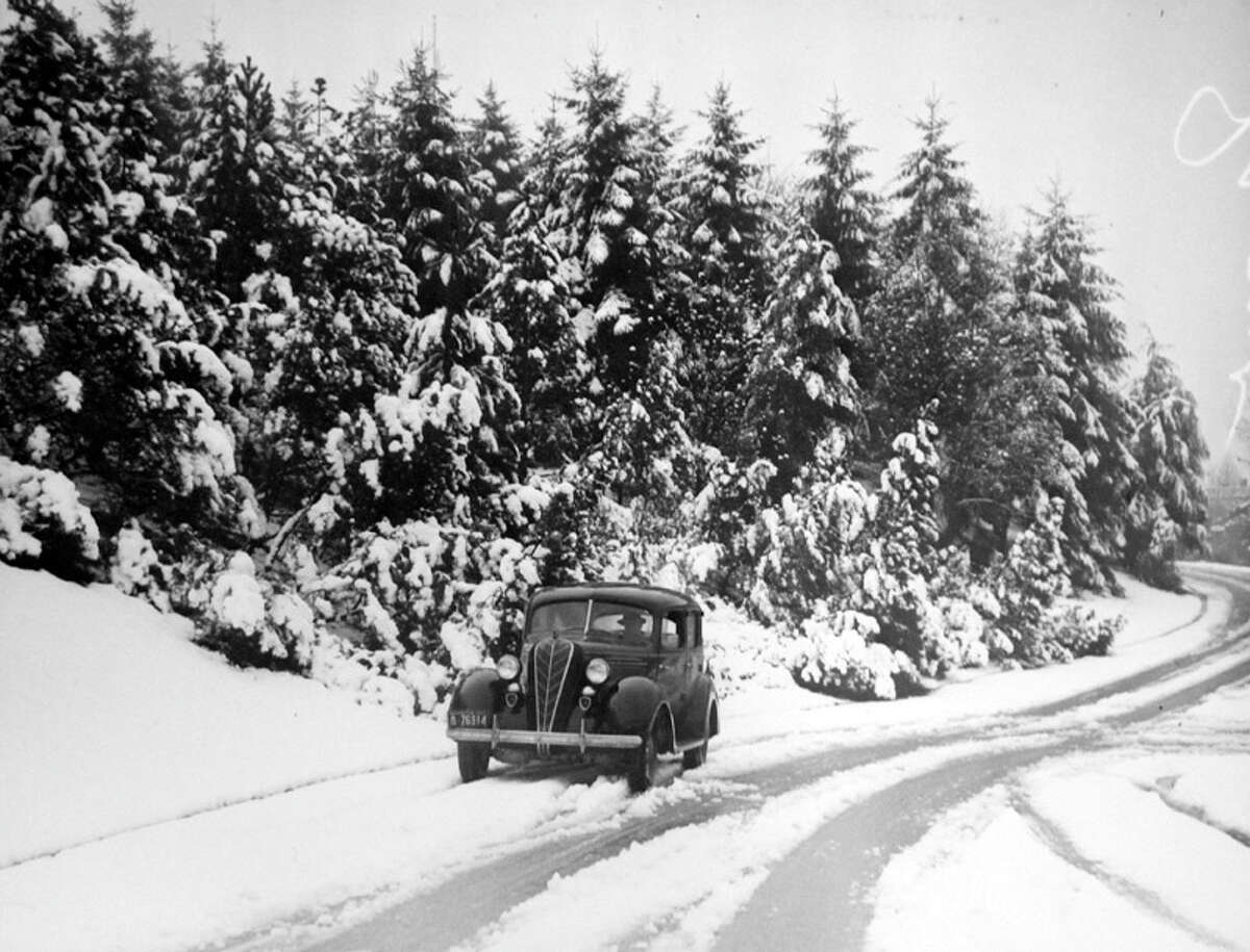PHOTOS: The 1940s snowstorm that stopped Seattle