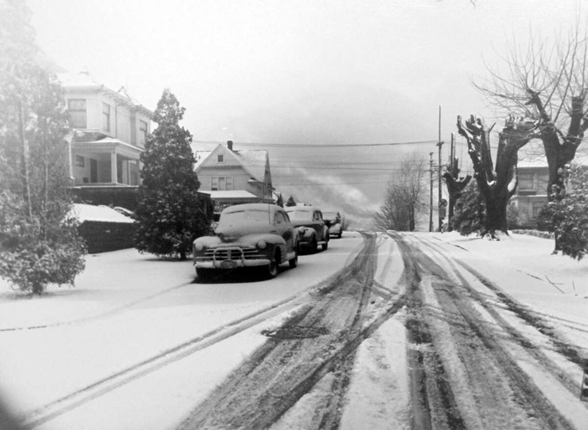 PHOTOS: The 1940s snowstorm that stopped Seattle