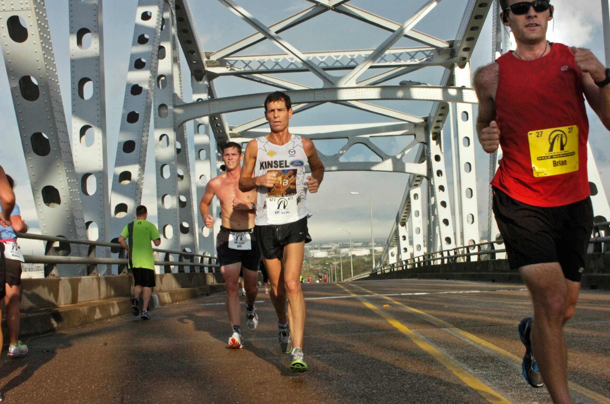 Bridge race presents unusual challenge for flatland runners