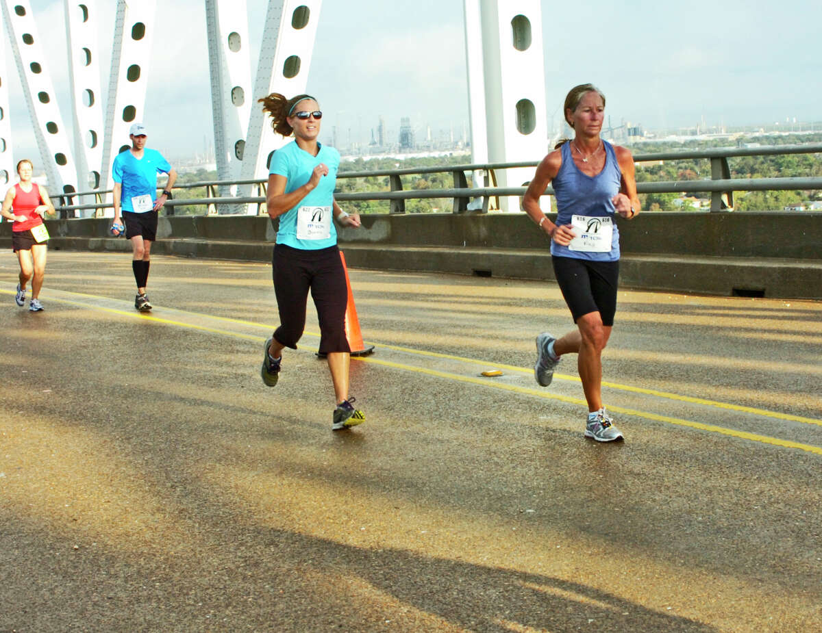 Bridge race presents unusual challenge for flatland runners