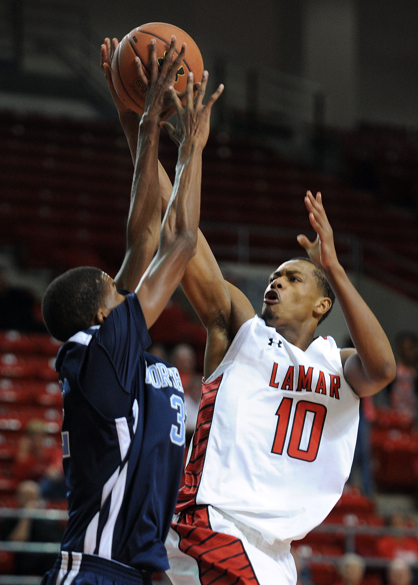 Lamar freshman Mitchell seeks consistency