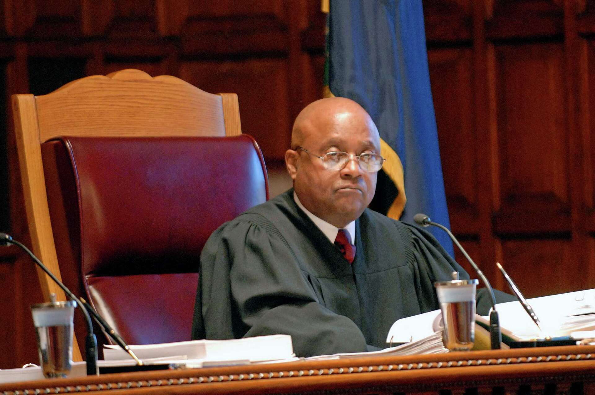 Top court judge Jones dies at 68