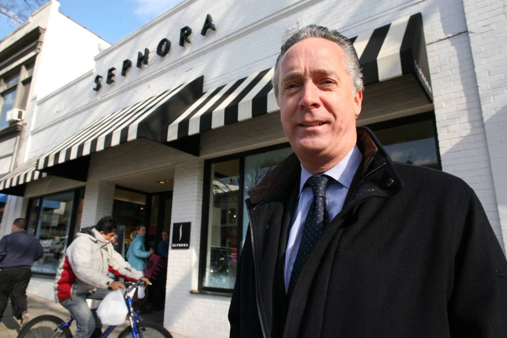 Greenwich Ave. sees record