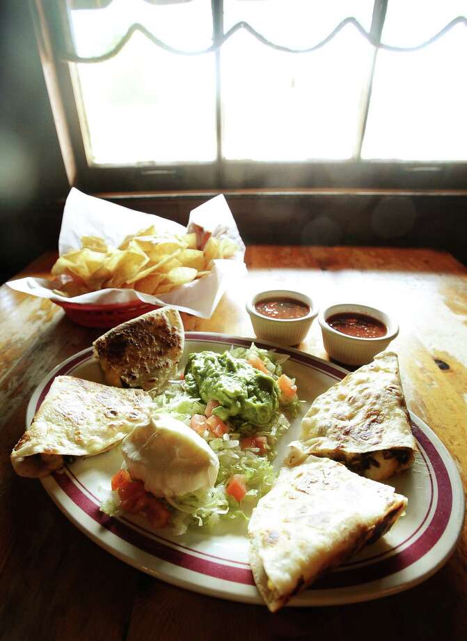 Family recipes reign at Taco Rey - Beaumont Enterprise