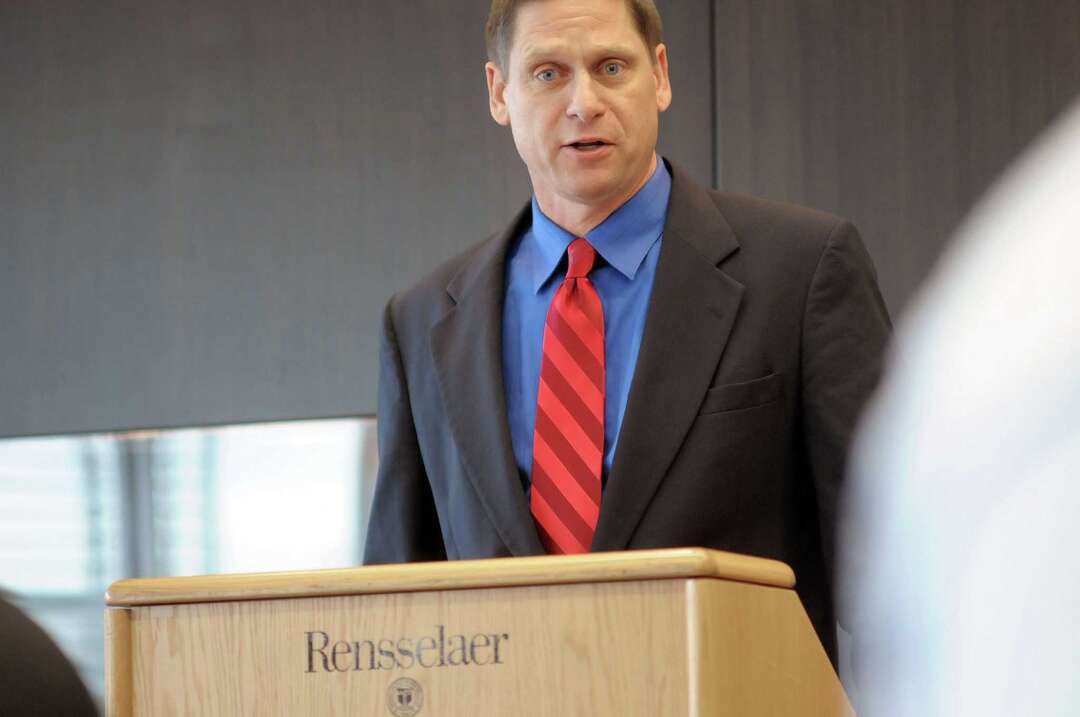 RPI coach hopes the Shoes fit