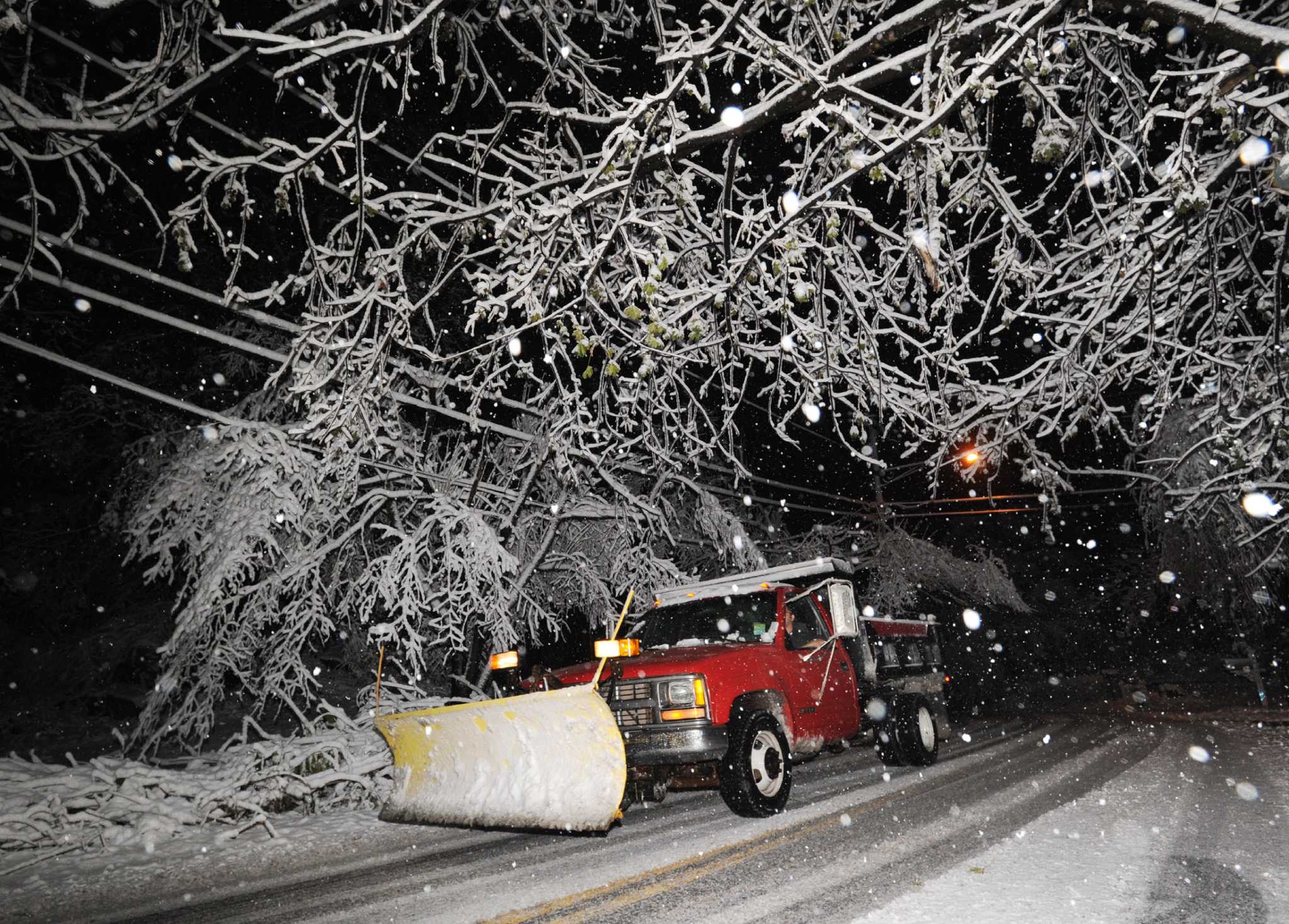 Crews ready for outages in first snowstorm
