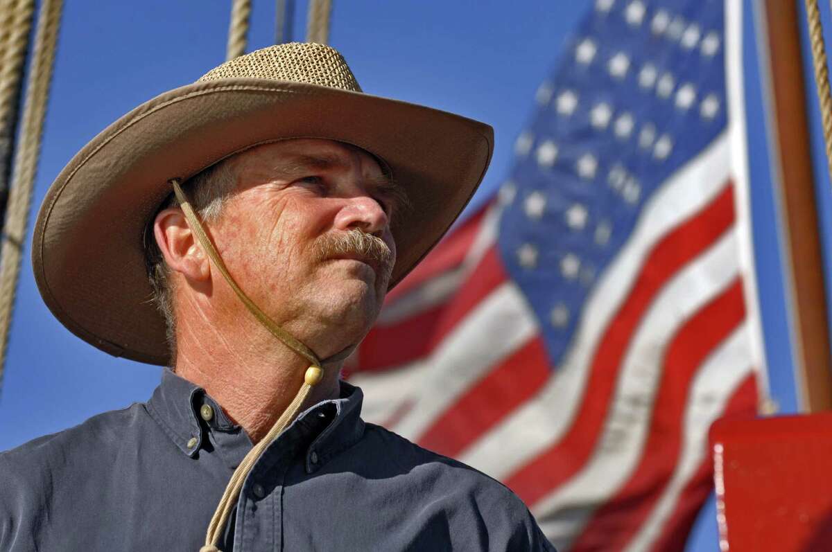 Half Moon avoids fate of the Bounty