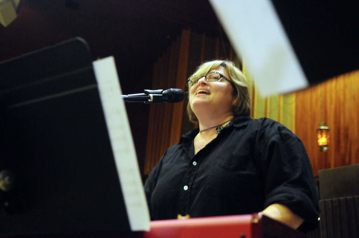 New World Chorus coalesces around message of unity and love